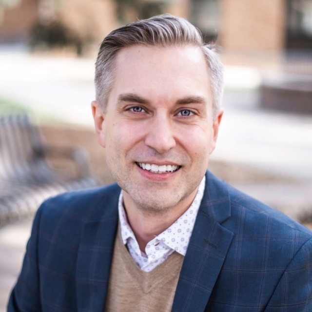 About Us | , Grand Forks ND | Wells Fargo Advisors